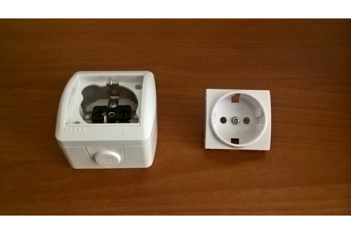 Розетка Lezard NATA с заземлением, керамика, белый 710-0200-122 - выгодная цена, отзывы ...