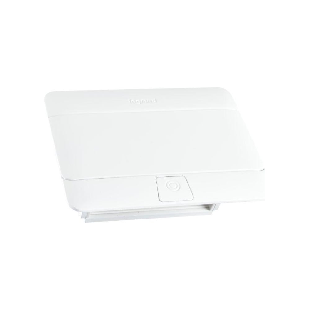 Выдвижной блок в стол Legrand с комплектом для монтажа, 4 модуля, цвет ...