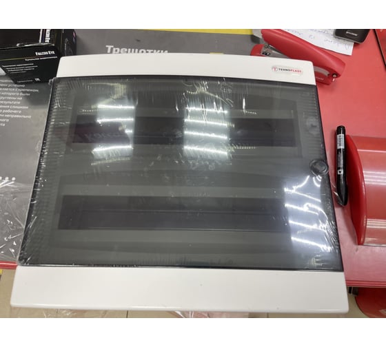 Навесной распределительный щит TEHNOPLAST 36 автоматов IP40 - N2x18C ...