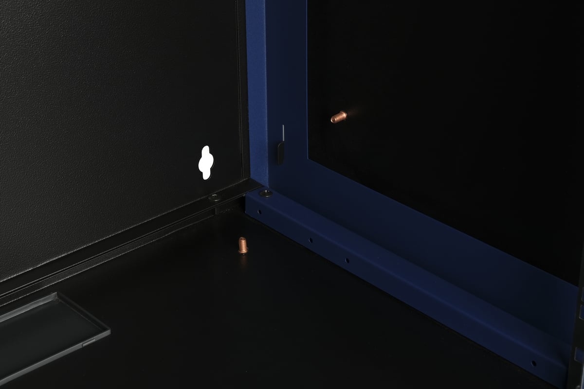 Настенный шкаф DATAREX 19 дюймов 18u 600x600 перфорированная дверь, черный DR-620421 - выгодная ...