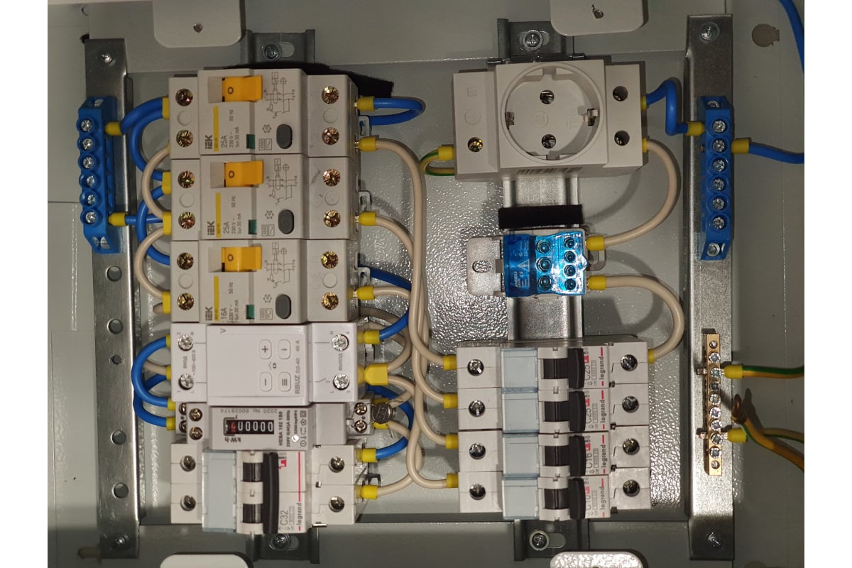 Автоматический выключатель Legrand TX3 C16A 1П 6000 404028 - выгодная ...