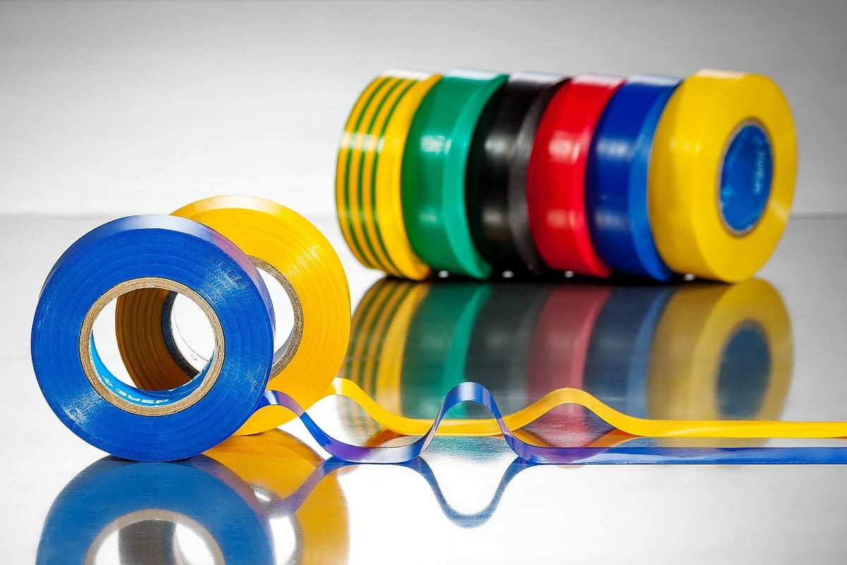 Изолента ПВХ ЗУБР Профессионал Электрик-20, 20 м, 19 мм, синяя 1234-7 ...