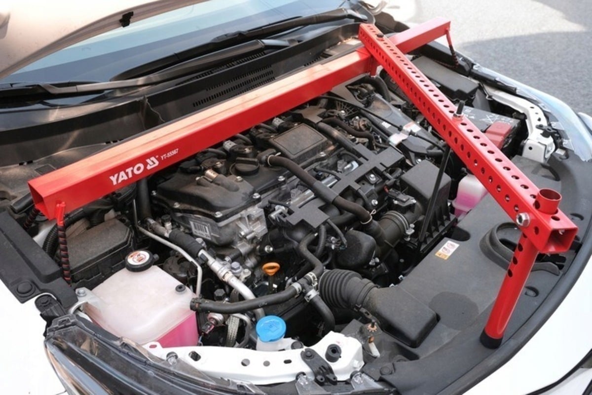 Балка с перекладиной для подвески двигателя YATO грузоподъемность 320кг ...