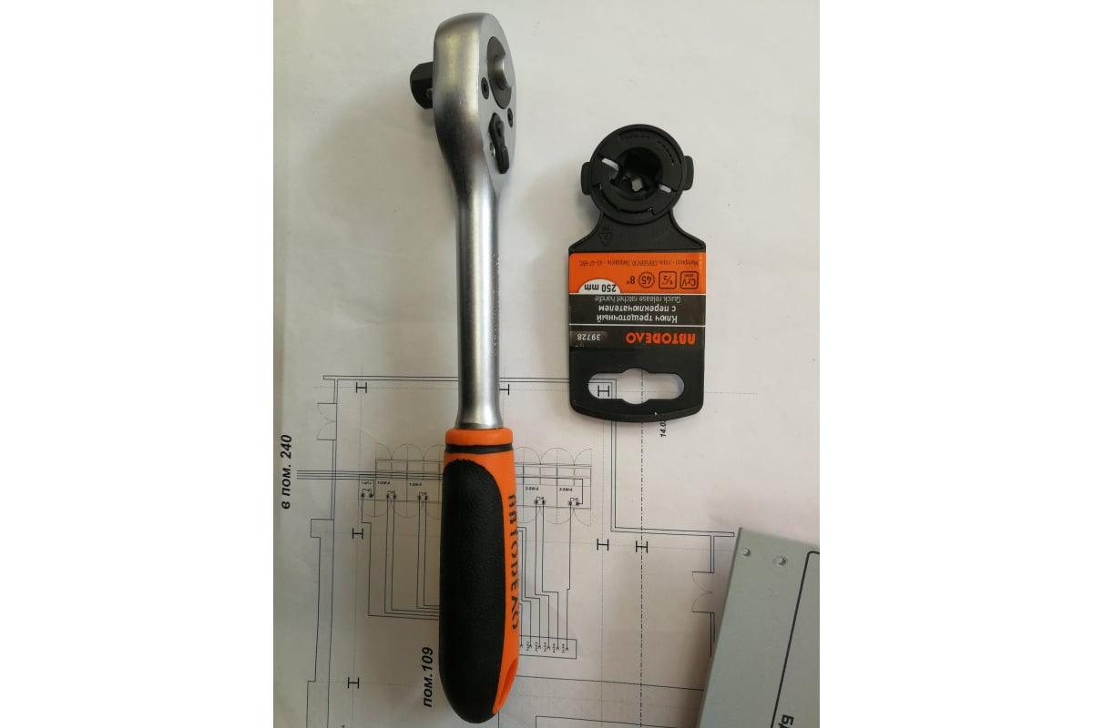 Трещотка с квадратом 1/2L=250mm, 8град АвтоDело 39728 13195 - выгодная ...