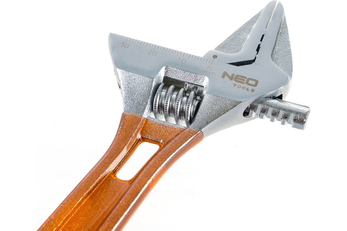 Разводной ключ короткий 139 мм, рабочий диапазон 0-32 мм NEO Tools 03 ...