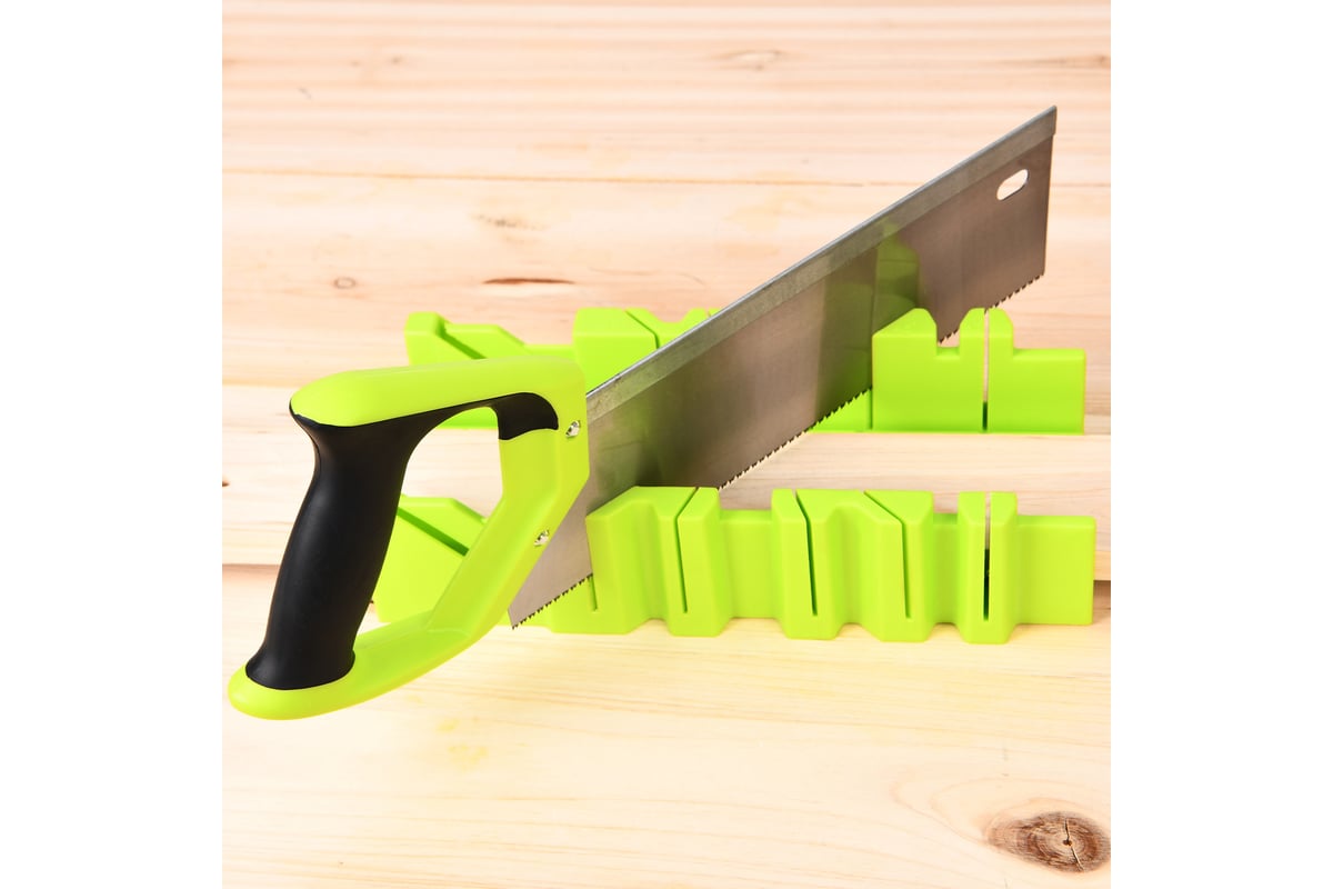 Стусло DELI DL580900 пластиковое с пилой 300мм (22.5, 45, 90 град ...