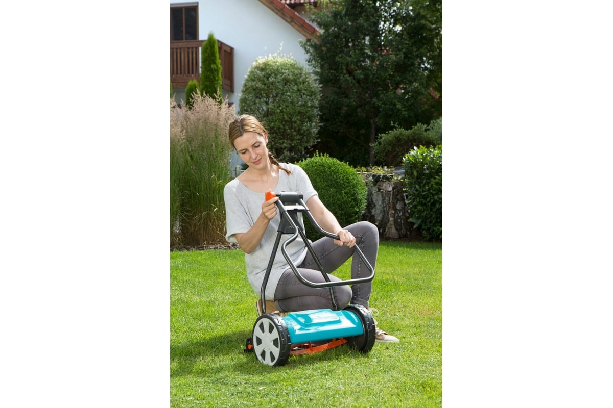 Барабанная механическая газонокосилка Gardena 330 Classic 04027-20.000. ...