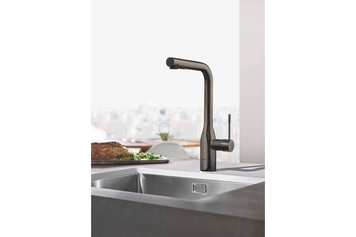 Смеситель для кухни GROHE Essence New с выдвижным изливом, тёмный ...