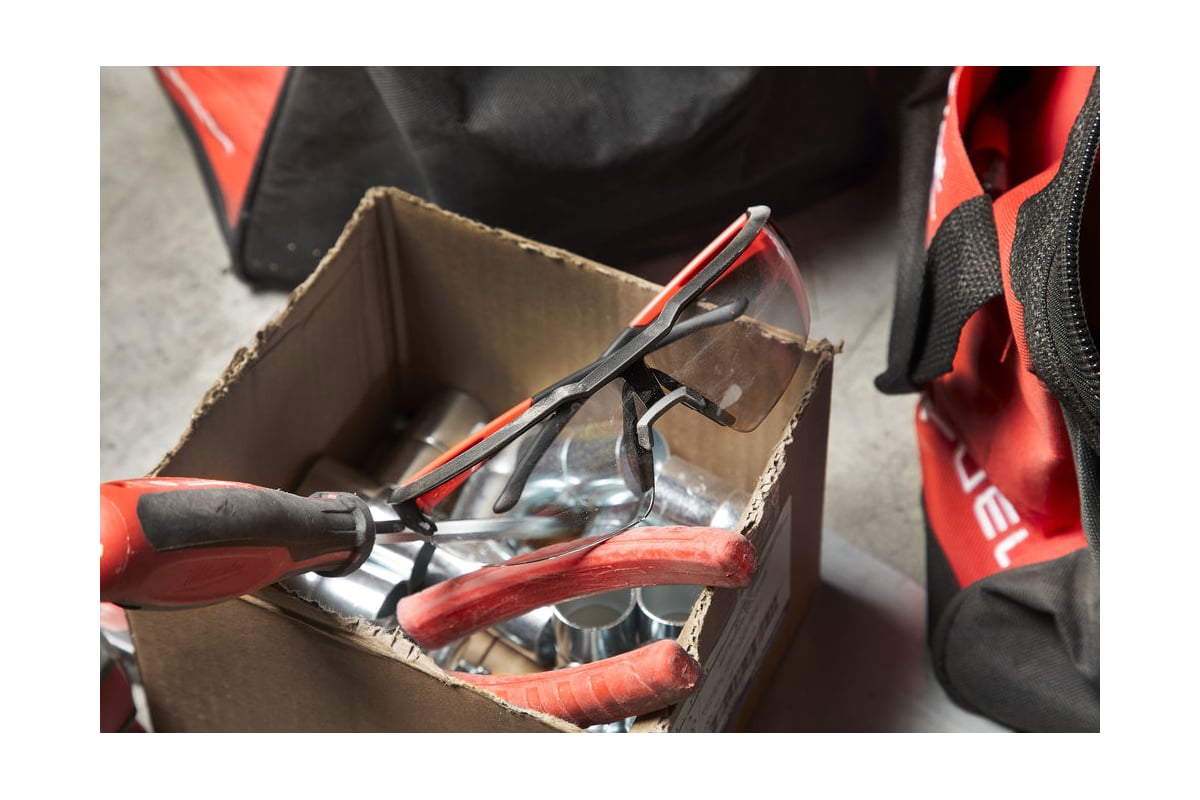 Очки Milwaukee ENHANCED с покрытием AS/AF, серые 4932478907 - выгодная ...