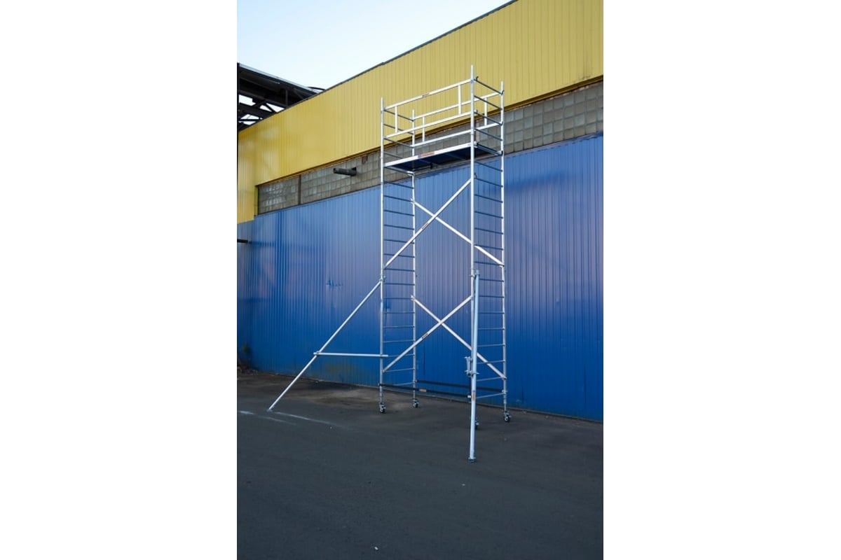 Модульная алюминиевая вышка MEGAL ВМА 700/4 4687201842729:отзывы, описание, длина, высота секции ...