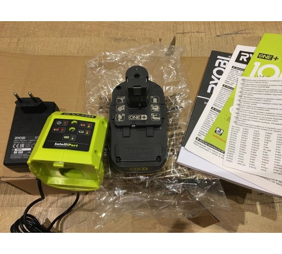 Набор аккумулятор (18 В; 2.0 Ач; Li-Ion) + зарядное устройство RC18115 ...