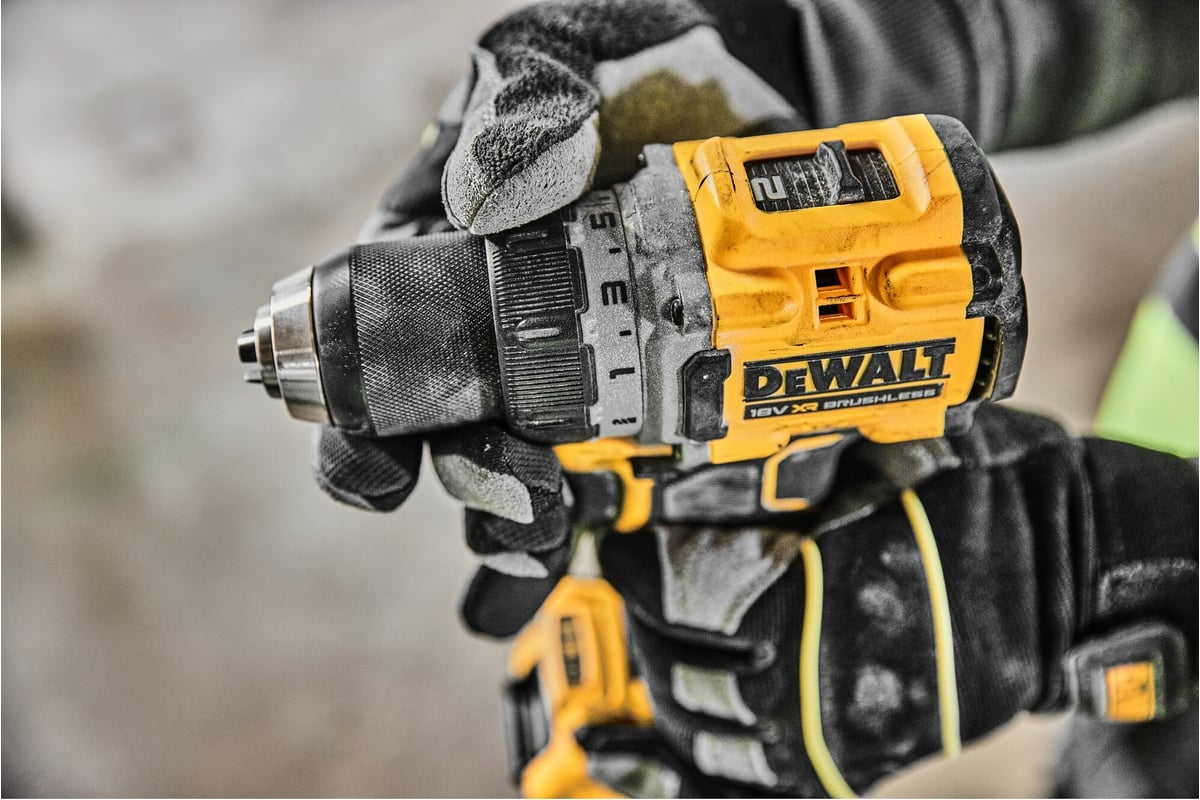 Бесщеточная дрель-шуруповерт DEWALT 2 скорости, 2 АКБ 18 В XR Li-Ion ...