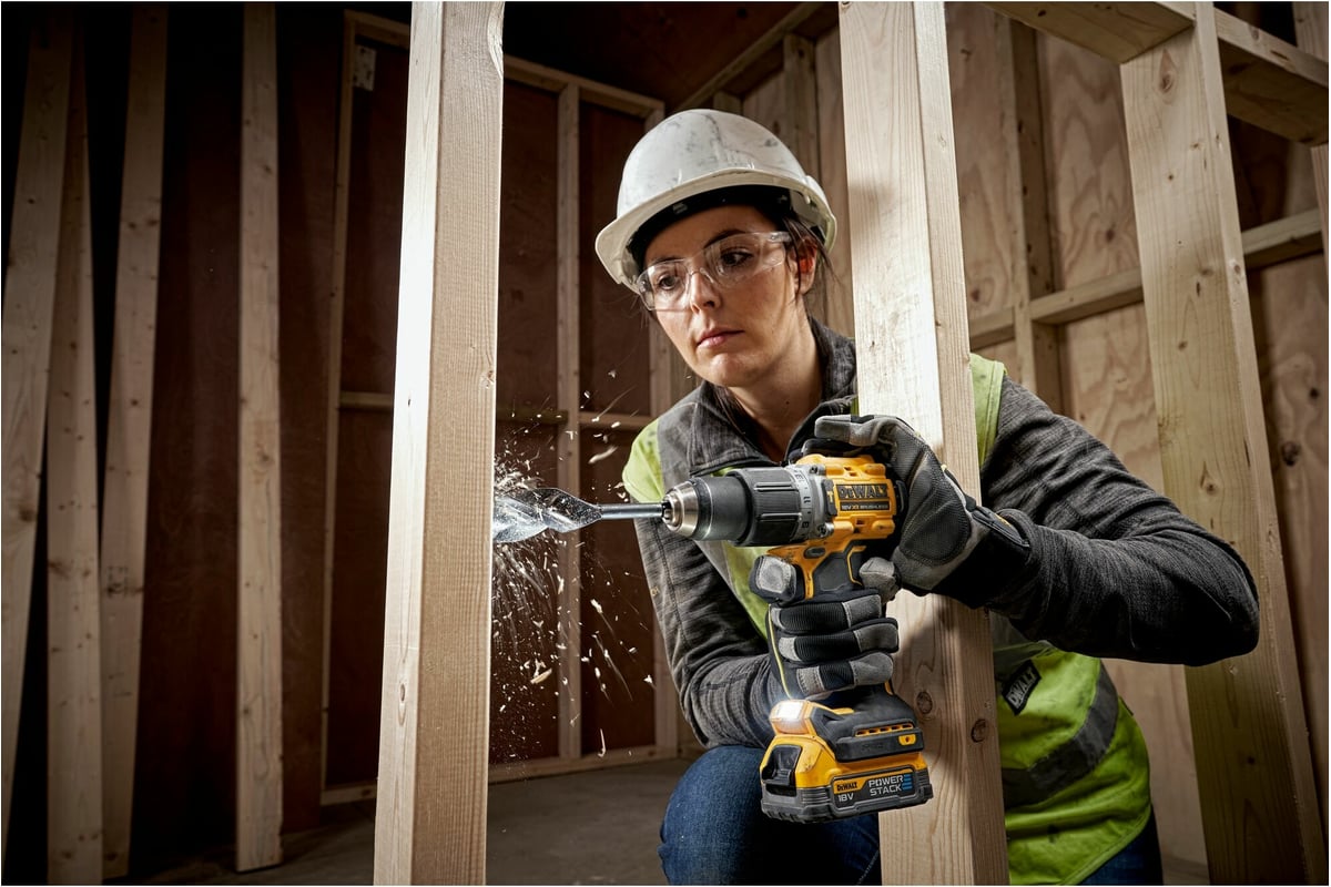 Ударная бесщеточная дрель-шуруповерт DEWALT 2 скорости, 2 АКБ 18 В XR ...