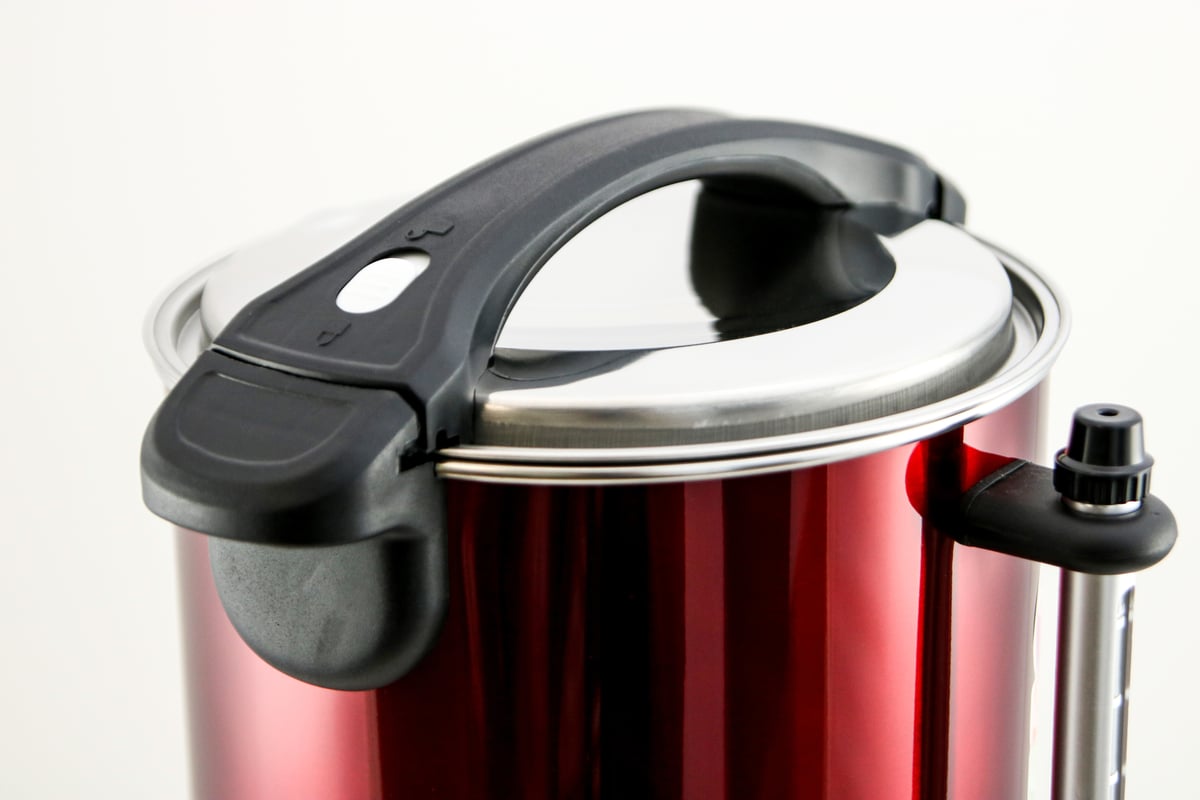 Бойлер для горячих напитков Willmark WWB-1021S красный 2000315 - выгодная цена, отзывы ...