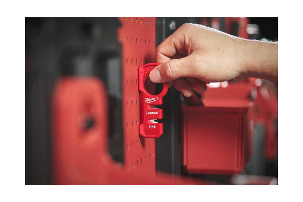 Точилка компактная для ножей Milwaukee (ножеточка) 4932478562 ...