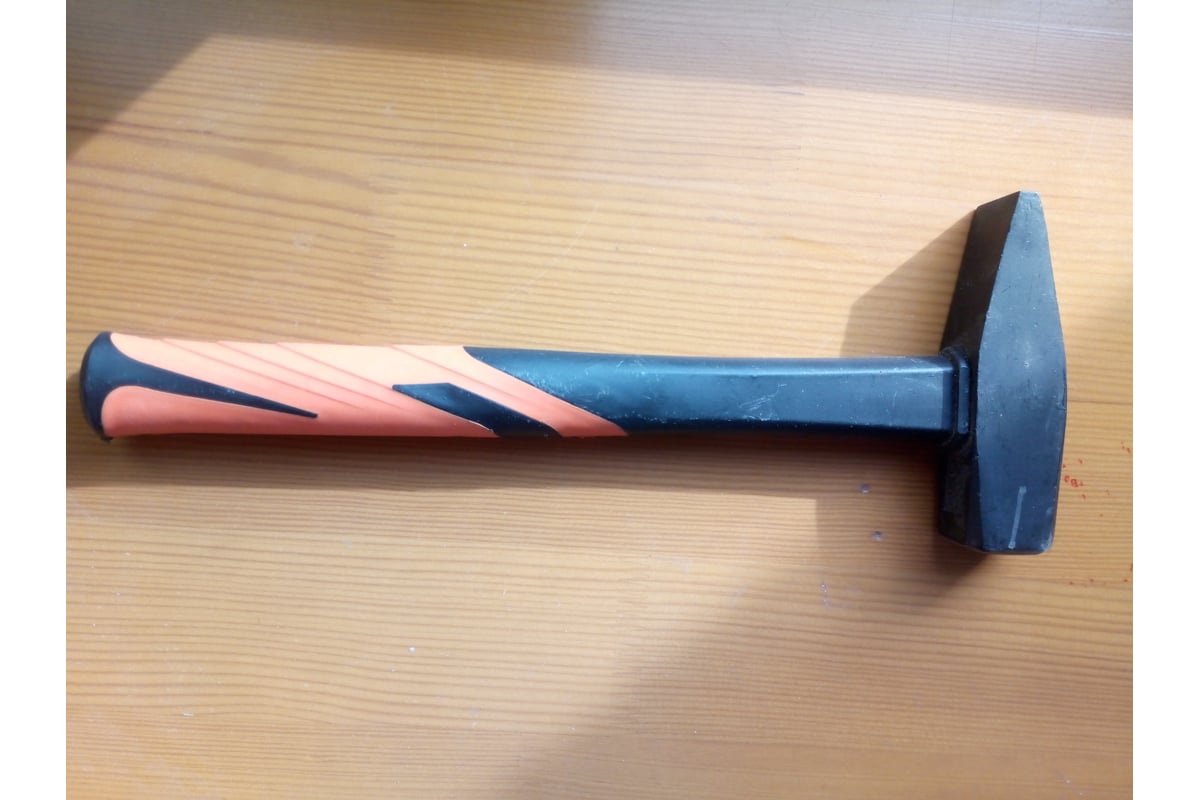 Молоток с фибергласовой рукояткой 800g Gigant HHT800-1 - выгодная цена ...