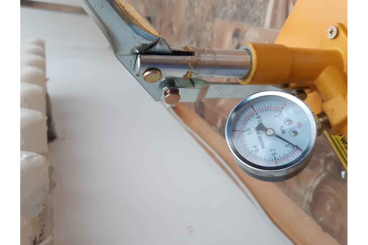 Ручной опрессовочный насос МЕГЕОН 98010 к0000023065 - выгодная цена ...