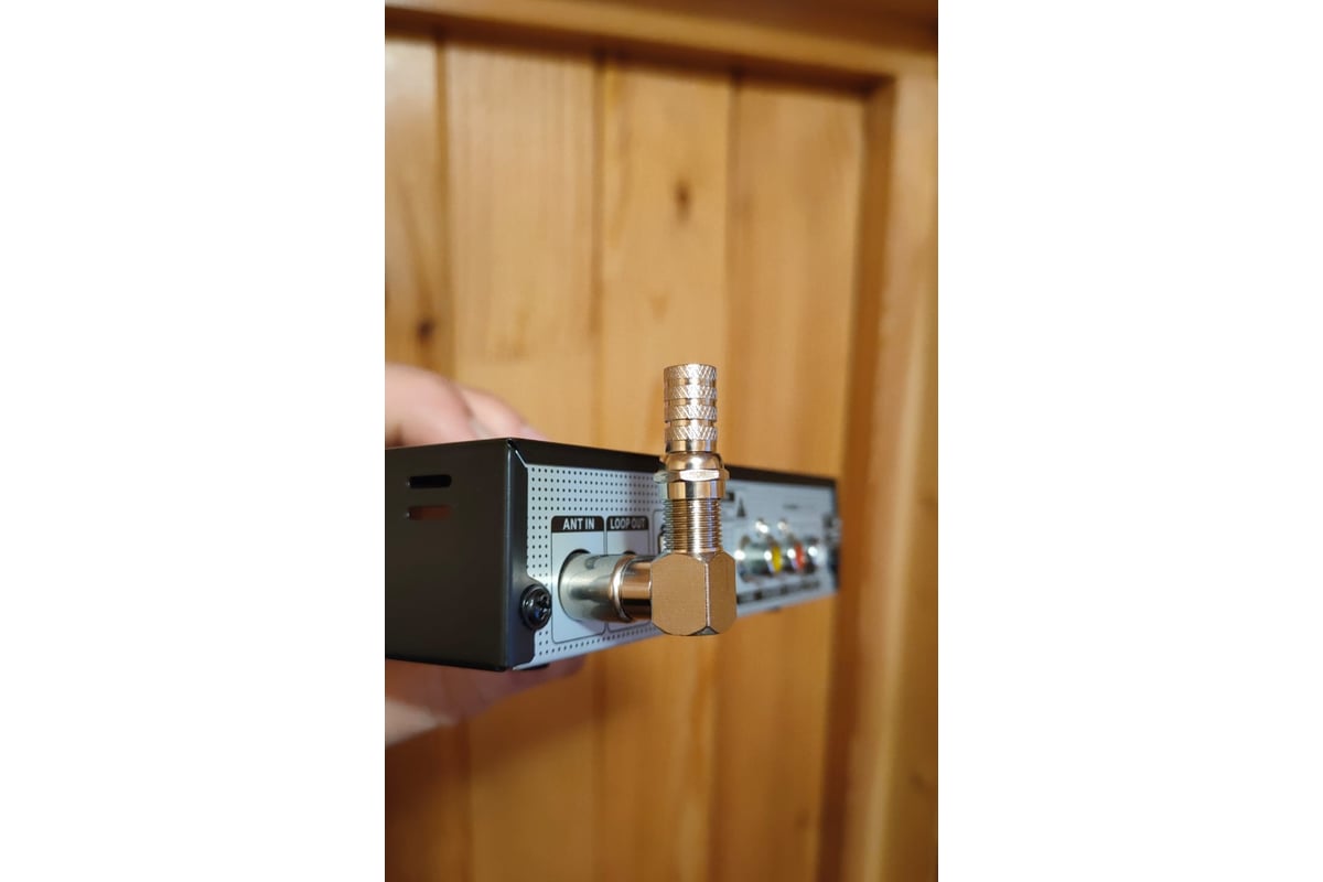 Антенный переходник REXANT (гнездо F - штекер TV), RG-6, угловой 06-0027-A - выгодная цена ...