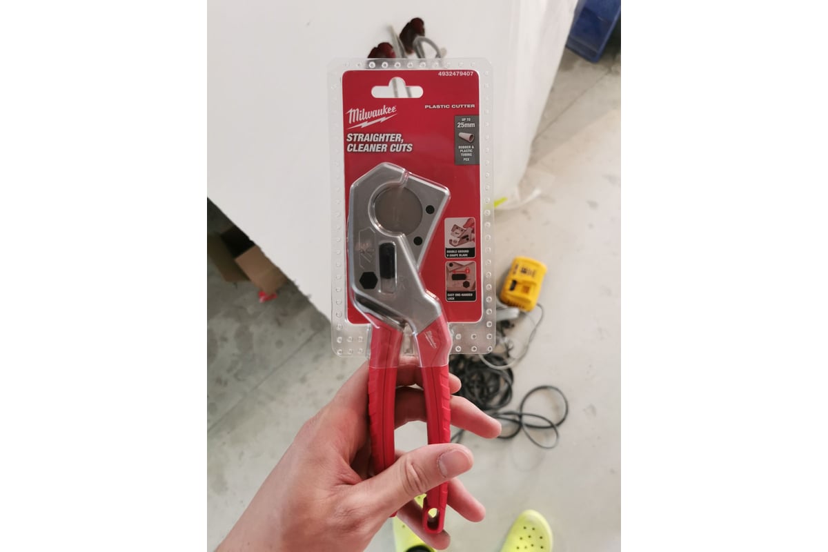 Резак для пластиковых труб Milwaukee 4932479407 - выгодная цена, отзывы ...