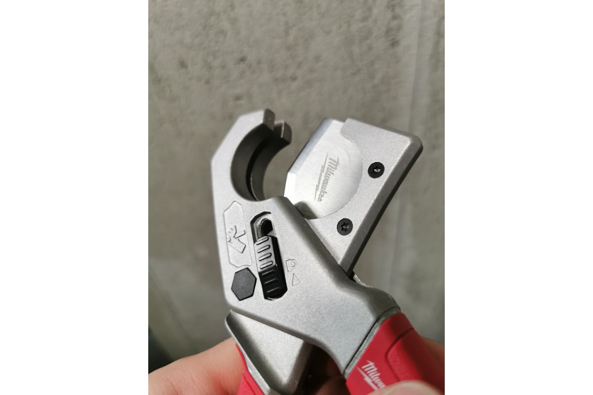 Резак для пластиковых труб Milwaukee 4932479407 - выгодная цена, отзывы ...