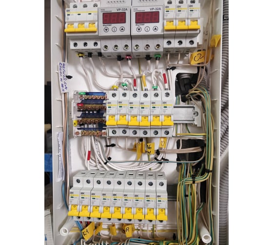 Автоматический 3-полюсный выключатель, 50А, С ВА47-29 4.5кА IEK MVA20-3-050-C - выгодная цена ...