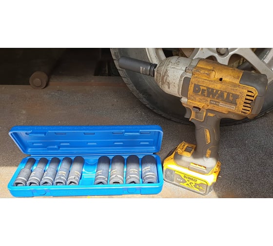 Аккумуляторный гайковерт DEWALT DCF 899 P2 - выгодная цена, отзывы ...