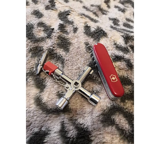 Ключ для электрошкафов КВТ КЭШ-5 78068 - выгодная цена, отзывы ...