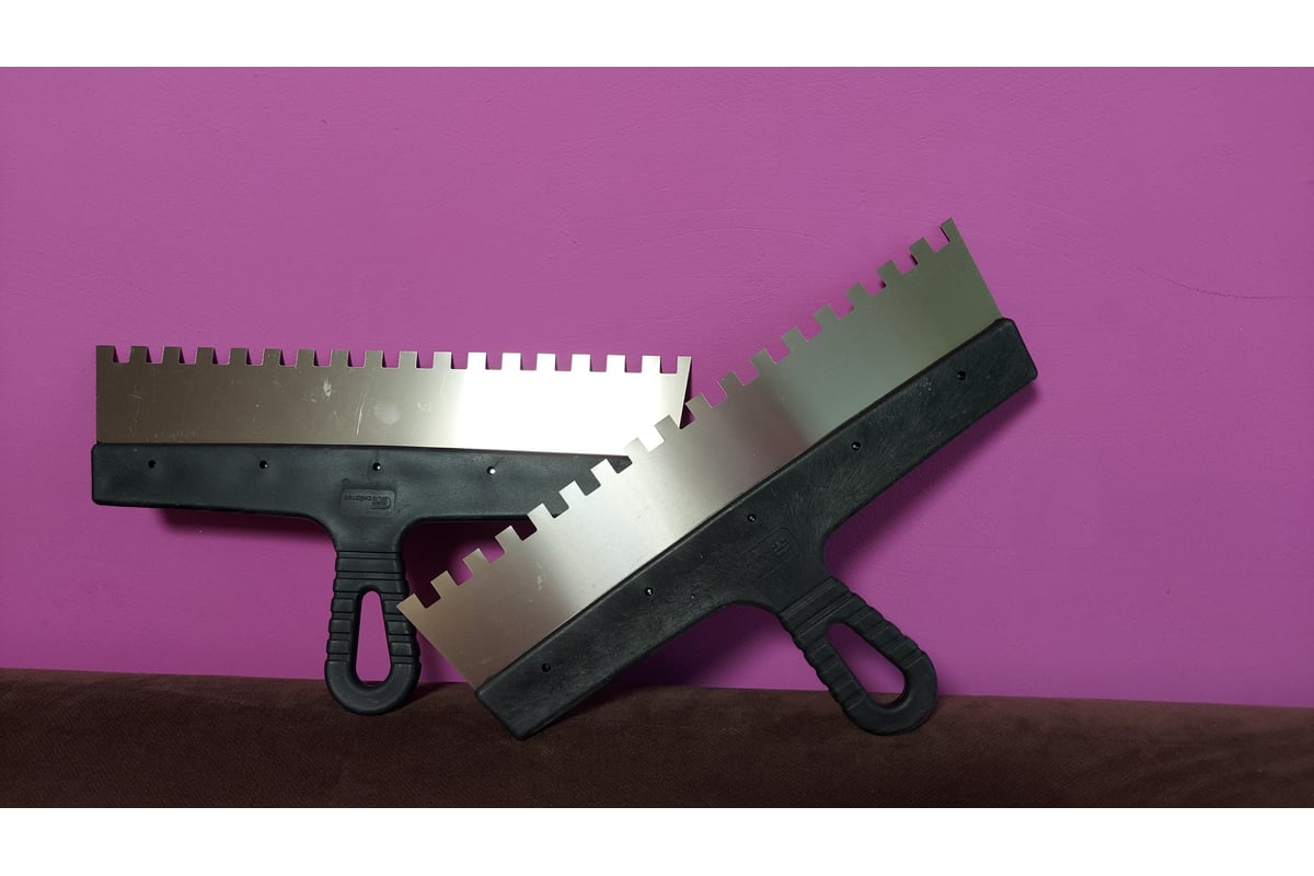 Шпатель из нержавеющей стали, 350 мм зуб 10х10 мм пластмассовая ручка ...