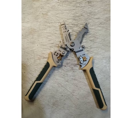 Отзывы о плоскогубцах многофункциональных Rockforce 10в1 7 RF-6806N(62995). Читать 1 отзыв ...